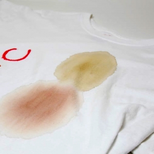 How and When to Restore or Repair a Vintage T-Shirt