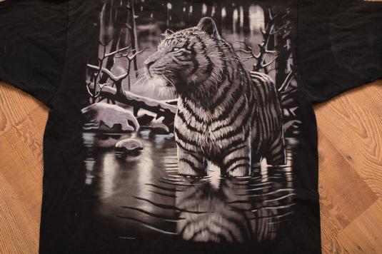 Vintage 1998 White Tiger Exotic Animal T-Shirt, Wild Nature | Defunkd