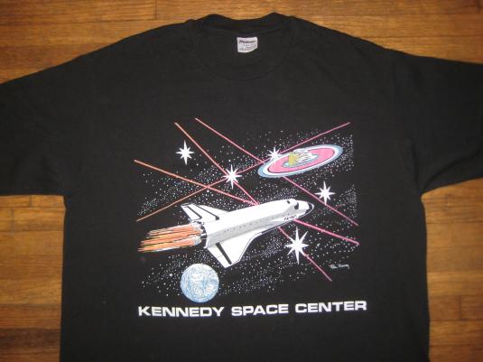 Vintage 1980’s Kennedy Space Center t-shirt | Defunkd