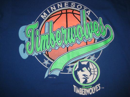 Vintage 1980’s Minnesota Timberwolves t-shirt, large | Defunkd